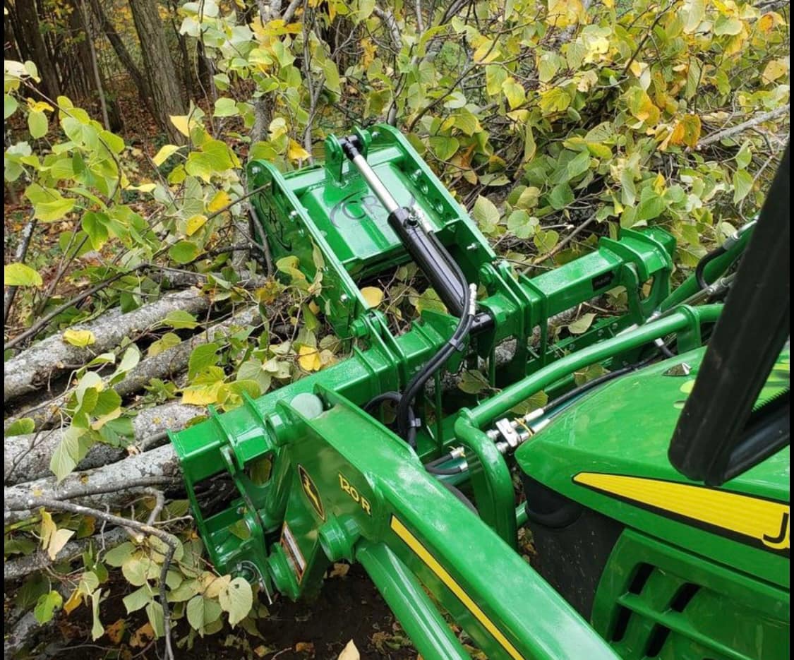 CRI John Deere Lightweight Grapple – Cold Roll Industrial